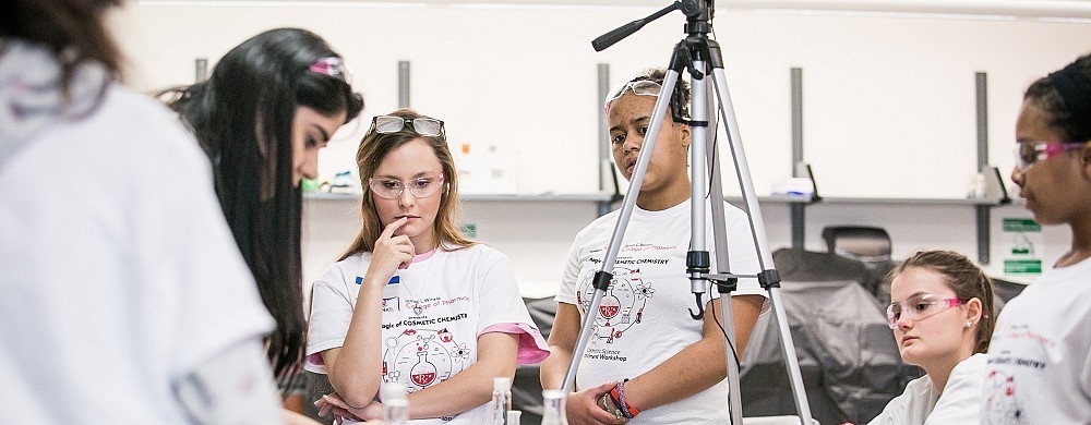 Facilities & Labs - James L. Winkle College of Pharmacy | University of ...